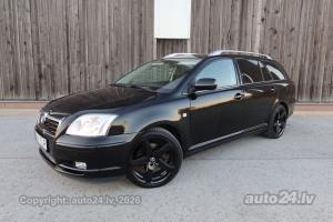 Melns Toyota Avensis 2005 Tallina, ar dzinēja tilpumu 2.00 L un nobraukumu 328 tūkst. km par 2250 €, foto 4 vietnē AUTOMOTO.COM.LV