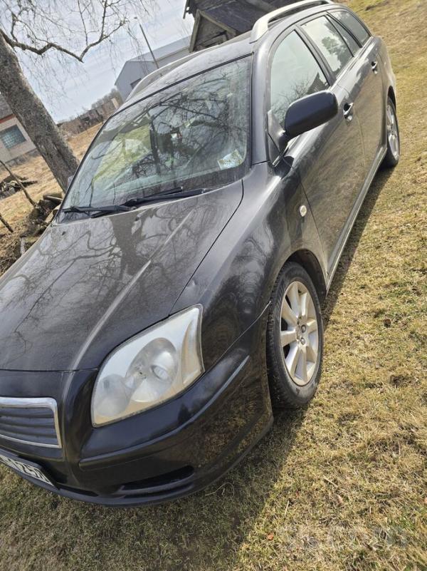 Melns Toyota Avensis 2005 Rīga, ar dzinēja tilpumu 2.00 L un nobraukumu 309 tūkst. km par 1200 €, foto 5 vietnē AUTOMOTO.COM.LV