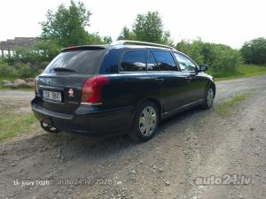 Черный Тойота Авенсис 2005 в Пярну, объемом двигателя 2.00 л и пробегом 282 тыс. км за 750 €, фото 4 на AUTOMOTO.COM.LV
