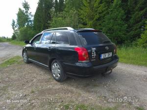 Черный Тойота Авенсис 2005 в Пярну, объемом двигателя 2.00 л и пробегом 282 тыс. км за 750 €, фото 10 на AUTOMOTO.COM.LV
