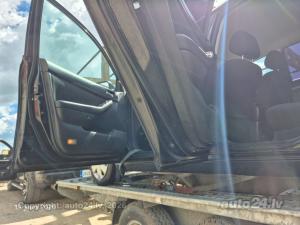 Черный Тойота Авенсис 2005 в Пярну, объемом двигателя 2.00 л и пробегом 282 тыс. км за 750 €, фото 14 на AUTOMOTO.COM.LV