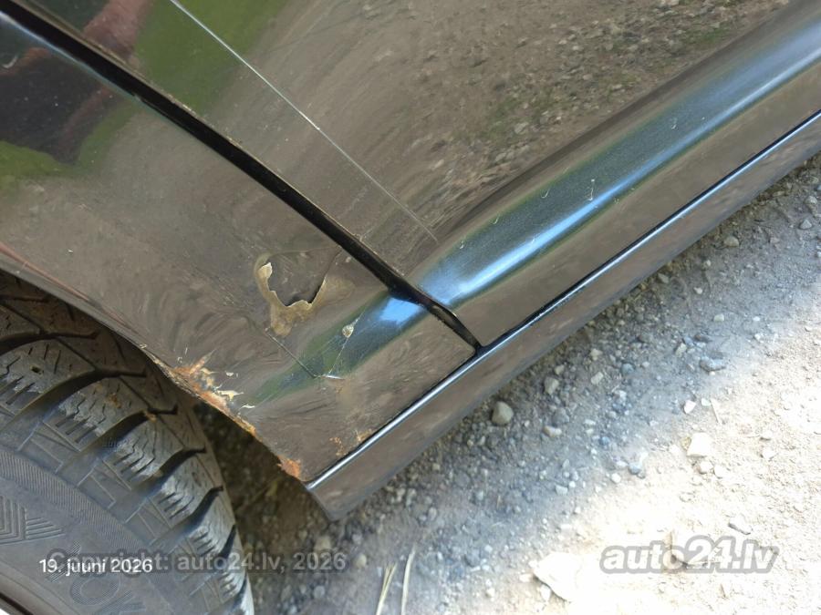 Черный Тойота Авенсис 2005 в Пярну, объемом двигателя 2.00 л и пробегом 282 тыс. км за 750 €, фото 15 на AUTOMOTO.COM.LV