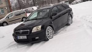 Melns Toyota Avensis 2005 Rīga, ar dzinēja tilpumu 2.20 L un nobraukumu 325 tūkst. km par 2500 €, foto 3 vietnē AUTOMOTO.COM.LV