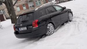 Melns Toyota Avensis 2005 Rīga, ar dzinēja tilpumu 2.20 L un nobraukumu 325 tūkst. km par 2500 €, foto 4 vietnē AUTOMOTO.COM.LV