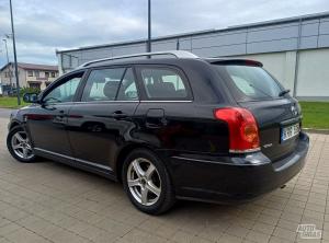Черный Тойота Авенсис 2005 в Каунас, объемом двигателя 2.00 л и пробегом 335 тыс. км за 1550 €, фото 3 на AUTOMOTO.COM.LV