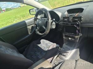 Черный Тойота Авенсис 2005 в Огре, объемом двигателя 2.00 л и пробегом 324 тыс. км за 2000 €, фото 8 на AUTOMOTO.COM.LV