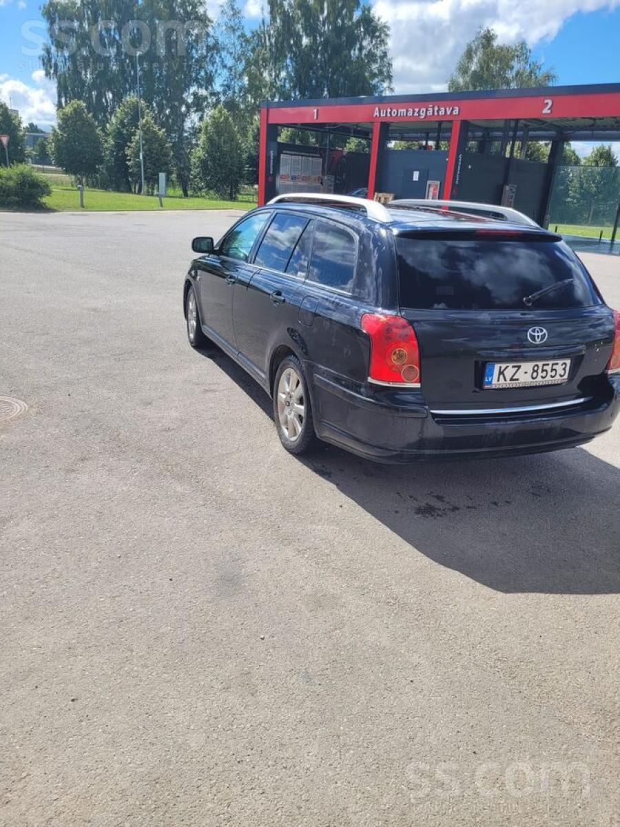 Melns Toyota Avensis 2005 Tukums, ar dzinēja tilpumu 2.20 L un nobraukumu 374 tūkst. km par 900 €, foto 5 vietnē AUTOMOTO.COM.LV