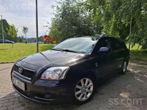Черный Тойота Авенсис 2005 в Рига, объемом двигателя 2.20 л и пробегом 377 тыс. км за 1430 €, фото  на AUTOMOTO.COM.LV