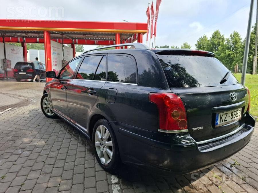 Melns Toyota Avensis 2005 Rīga, ar dzinēja tilpumu 2.20 L un nobraukumu 377 tūkst. km par 1430 €, foto 4 vietnē AUTOMOTO.COM.LV