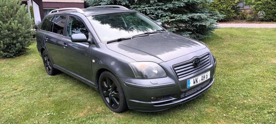 Melns Toyota Avensis 2005 Kelmė, ar dzinēja tilpumu 2.36 L un nobraukumu 264 tūkst. km par 1550 €, foto 1 vietnē AUTOMOTO.COM.LV