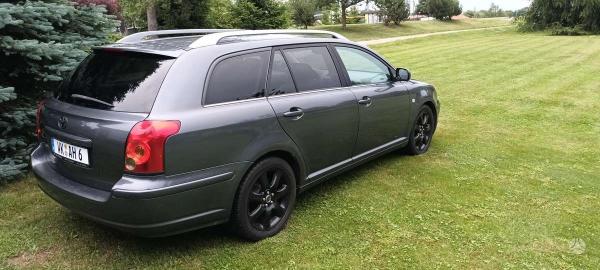 Melns Toyota Avensis 2005 Kelmė, ar dzinēja tilpumu 2.36 L un nobraukumu 264 tūkst. km par 1550 €, foto 6 vietnē AUTOMOTO.COM.LV