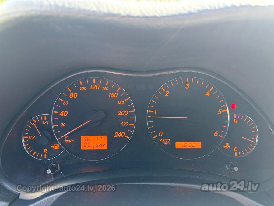 Черный Тойота Авенсис 2005 в Валга, объемом двигателя 2.00 л и пробегом 461 тыс. км за 600 €, фото 8 на AUTOMOTO.COM.LV