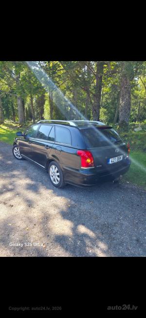Black Toyota Avensis 2005 in Elva, with an engine capacity of 2.00 L and mileage of 462 thousand km for 1499 €, photo 6 on AUTOMOTO.COM.LV
