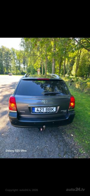 Black Toyota Avensis 2005 in Elva, with an engine capacity of 2.00 L and mileage of 462 thousand km for 1499 €, photo 8 on AUTOMOTO.COM.LV