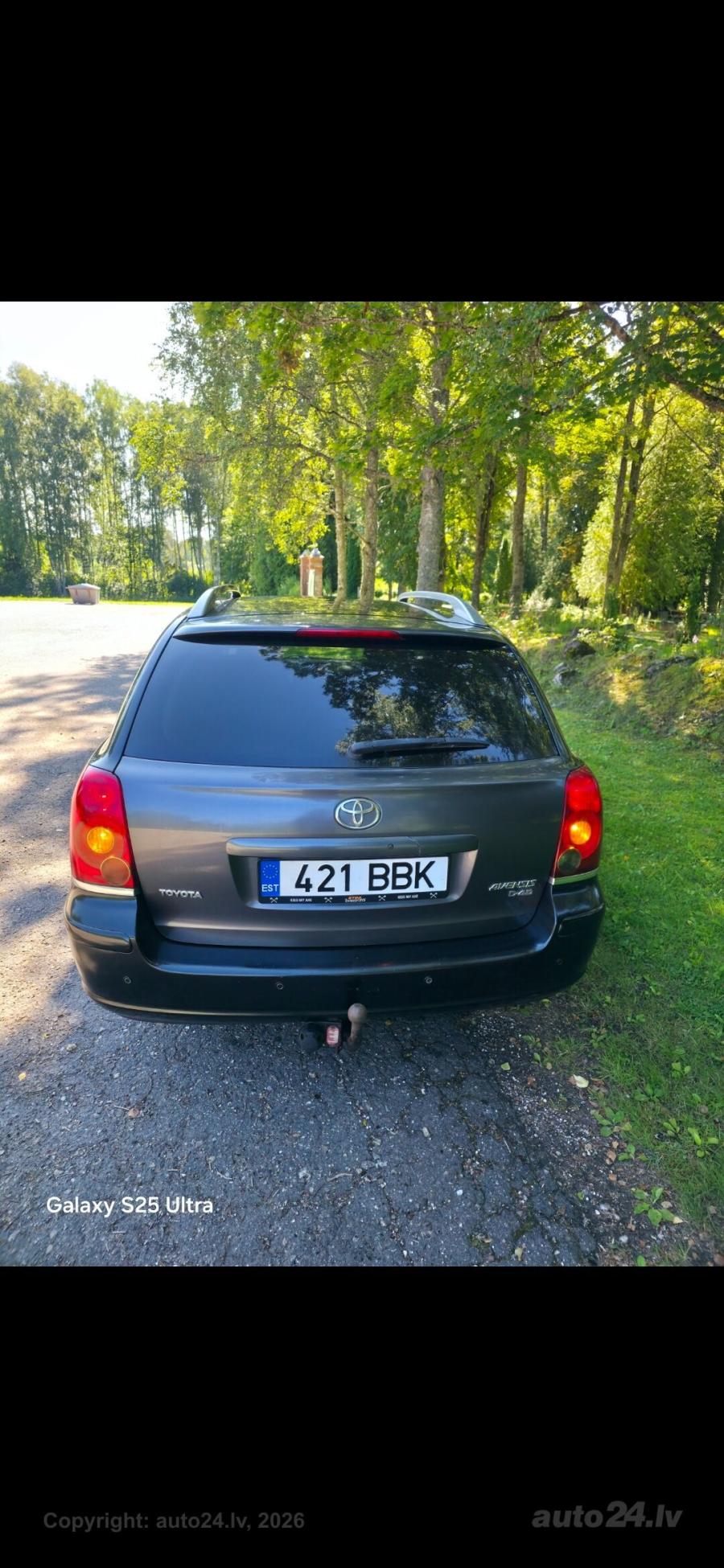 Black Toyota Avensis 2005 in Elva, with an engine capacity of 2.00 L and mileage of 462 thousand km for 1499 €, photo 8 on AUTOMOTO.COM.LV