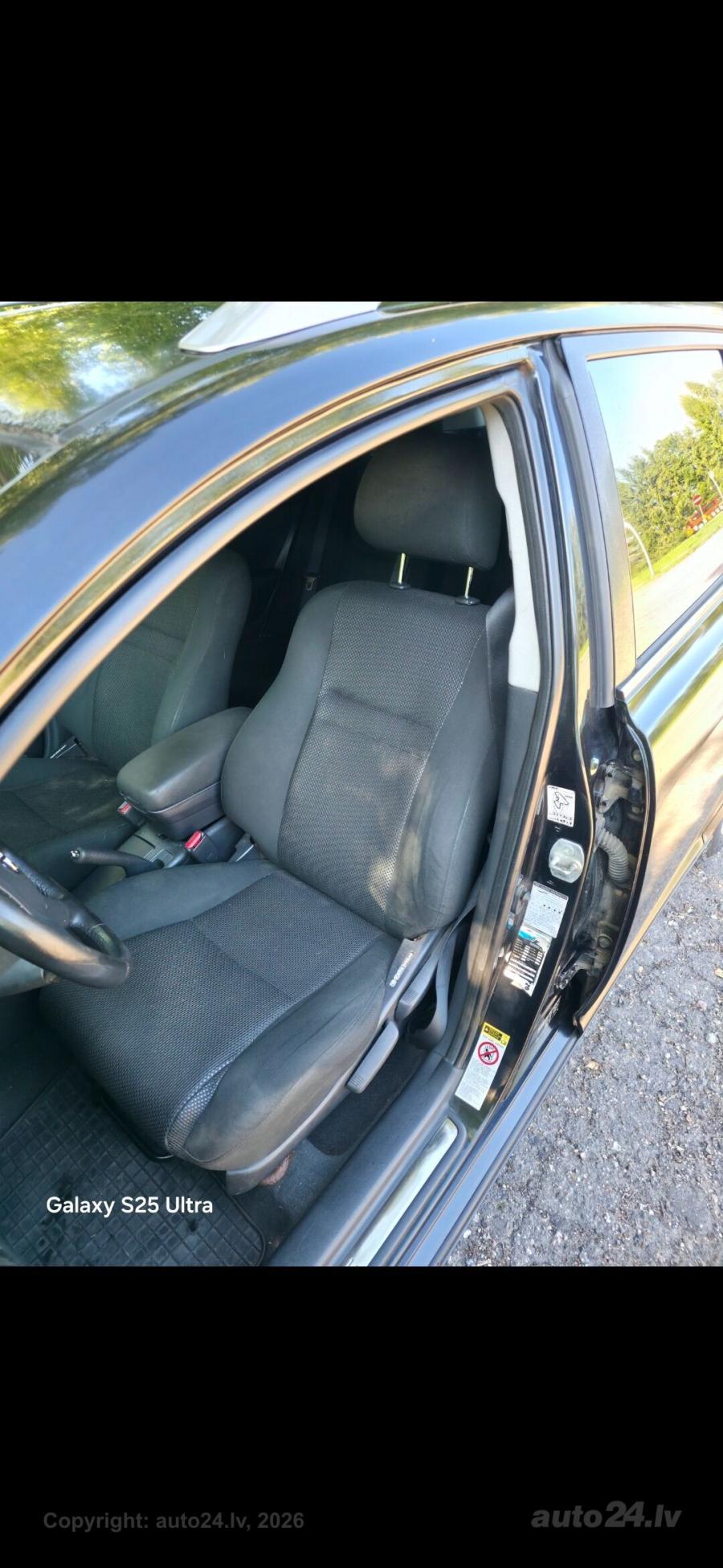 Black Toyota Avensis 2005 in Elva, with an engine capacity of 2.00 L and mileage of 462 thousand km for 1499 €, photo 27 on AUTOMOTO.COM.LV