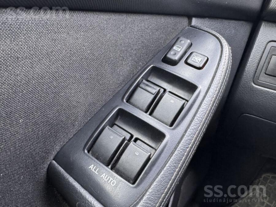 Melns Toyota Avensis 2005 Rīga, ar dzinēja tilpumu 2.00 L un nobraukumu 0 tūkst. km par 1550 €, foto 13 vietnē AUTOMOTO.COM.LV