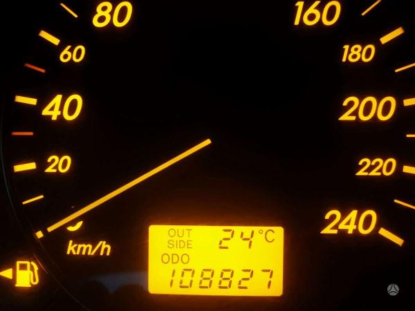Black Toyota Avensis 2005 in Vilnius, with an engine capacity of 1.80 L and mileage of 108 thousand km for 2750 €, photo 1 on AUTOMOTO.COM.LV