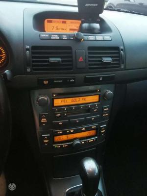 Черный Тойота Авенсис 2005 в Вильнюс, объемом двигателя 1.80 л и пробегом 108 тыс. км за 2750 €, фото 9 на AUTOMOTO.COM.LV