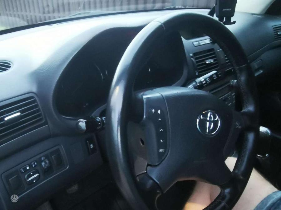 Черный Тойота Авенсис 2005 в Вильнюс, объемом двигателя 1.80 л и пробегом 108 тыс. км за 2750 €, фото 11 на AUTOMOTO.COM.LV