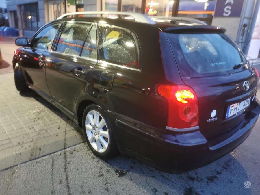 Черный Тойота Авенсис 2005 в Вильнюс, объемом двигателя 1.80 л и пробегом 108 тыс. км за 2750 €, фото 13 на AUTOMOTO.COM.LV
