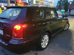 Черный Тойота Авенсис 2005 в Вильнюс, объемом двигателя 1.80 л и пробегом 108 тыс. км за 2750 €, фото 14 на AUTOMOTO.COM.LV