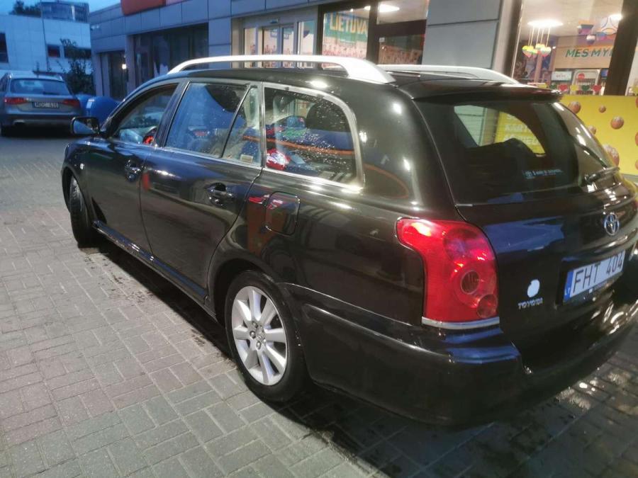 Черный Тойота Авенсис 2005 в Вильнюс, объемом двигателя 1.80 л и пробегом 108 тыс. км за 2750 €, фото 21 на AUTOMOTO.COM.LV