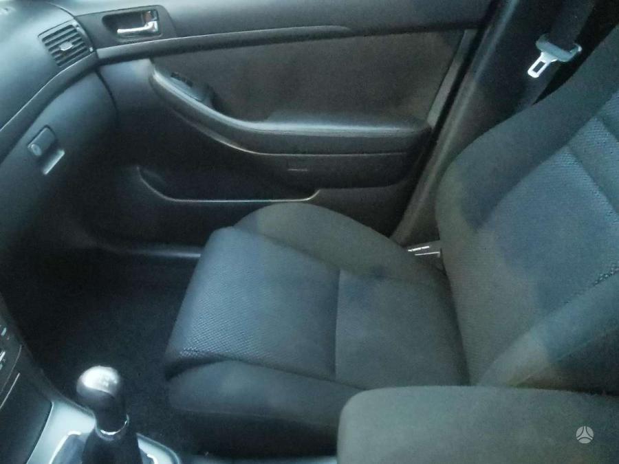 Черный Тойота Авенсис 2005 в Вильнюс, объемом двигателя 1.80 л и пробегом 108 тыс. км за 2750 €, фото 24 на AUTOMOTO.COM.LV
