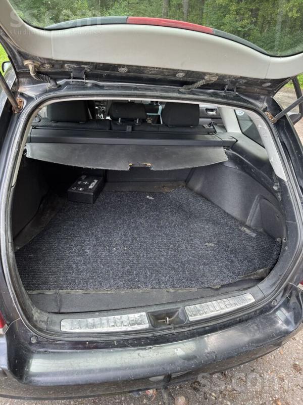 Melns Toyota Avensis 2005 Valmiera, ar dzinēja tilpumu 2.00 L un nobraukumu 445 tūkst. km par 1600 €, foto 5 vietnē AUTOMOTO.COM.LV