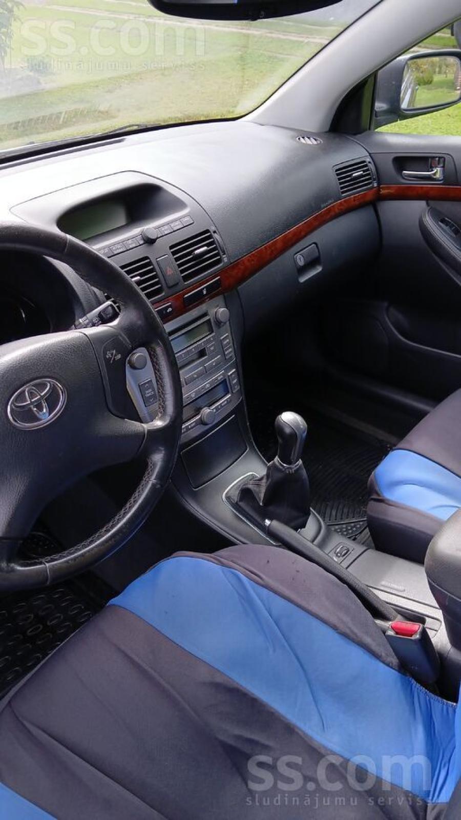 Black Toyota Avensis 2005 in Valka, with an engine capacity of 1.80 L and mileage of 353 thousand km for 1100 €, photo 5 on AUTOMOTO.COM.LV