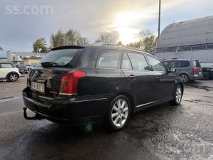Black Toyota Avensis 2005 in Riga, with an engine capacity of 2.00 L and mileage of 360 thousand km for 1100 €, photo 3 on AUTOMOTO.COM.LV