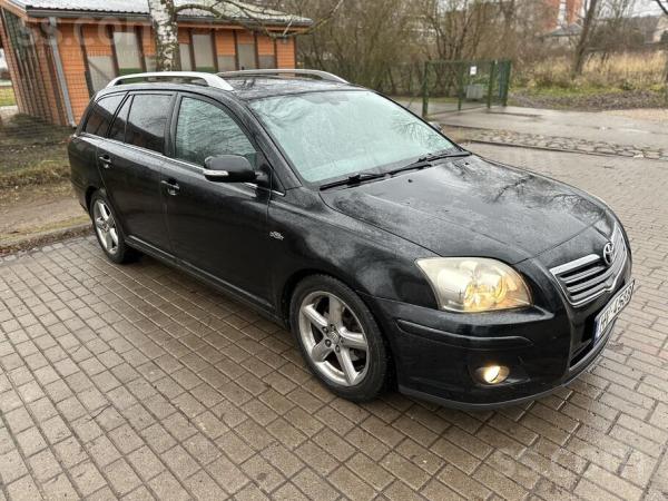 Black Toyota Avensis 2006 in Jurmala, with an engine capacity of 2.20 L and mileage of 476 thousand km for 1500 €, photo 3 on AUTOMOTO.COM.LV
