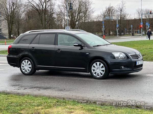 Black Toyota Avensis 2006 in Narva, with an engine capacity of 2.20 L and mileage of 385 thousand km for 1799 €, photo 11 on AUTOMOTO.COM.LV