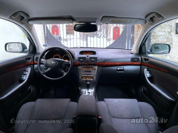 Melns Toyota Avensis 2006 Tallina, ar dzinēja tilpumu 2.40 L un nobraukumu 300 tūkst. km par 1999 €, foto 11 vietnē AUTOMOTO.COM.LV