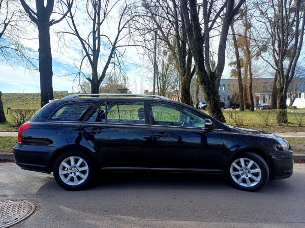 Black Toyota Avensis 2006 in Kaunas, with an engine capacity of 2.20 L and mileage of 274 thousand km for 2200 €, photo 6 on AUTOMOTO.COM.LV
