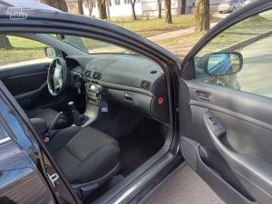 Black Toyota Avensis 2006 in Kaunas, with an engine capacity of 2.20 L and mileage of 274 thousand km for 2200 €, photo 10 on AUTOMOTO.COM.LV