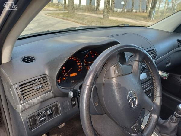 Melns Toyota Avensis 2006 Kauņa, ar dzinēja tilpumu 2.20 L un nobraukumu 273 tūkst. km par 2150 €, foto 8 vietnē AUTOMOTO.COM.LV
