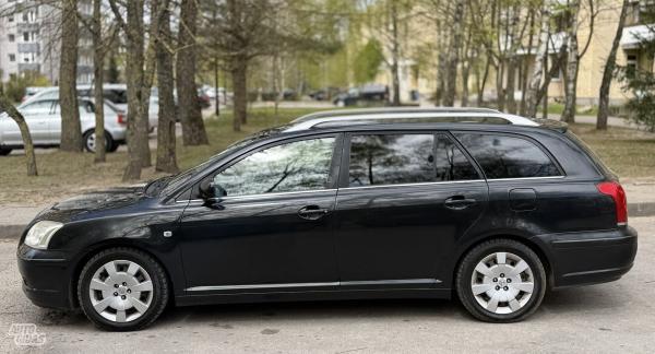 Black Toyota Avensis 2006 in Vilnius, with an engine capacity of 1.80 L and mileage of 210 thousand km for 1150 €, photo 2 on AUTOMOTO.COM.LV