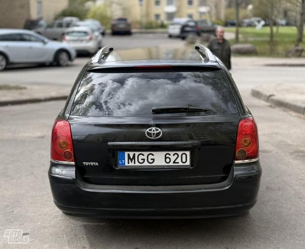 Black Toyota Avensis 2006 in Vilnius, with an engine capacity of 1.80 L and mileage of 210 thousand km for 1150 €, photo 4 on AUTOMOTO.COM.LV