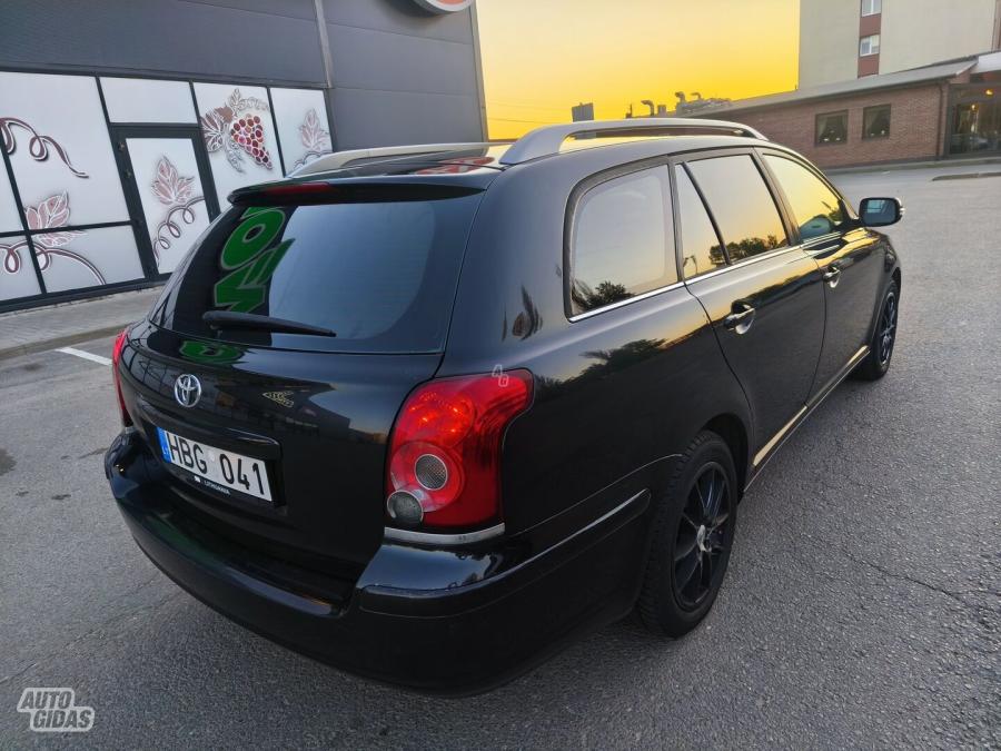 Black Toyota Avensis 2006 in Taurage, with an engine capacity of 2.00 L and mileage of 302 thousand km for 1980 €, photo 5 on AUTOMOTO.COM.LV