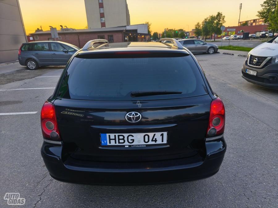 Black Toyota Avensis 2006 in Taurage, with an engine capacity of 2.00 L and mileage of 302 thousand km for 1980 €, photo 7 on AUTOMOTO.COM.LV