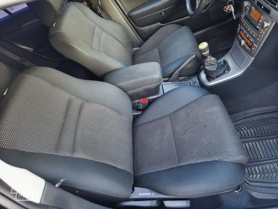 Black Toyota Avensis 2006 in Taurage, with an engine capacity of 2.00 L and mileage of 302 thousand km for 1980 €, photo 16 on AUTOMOTO.COM.LV
