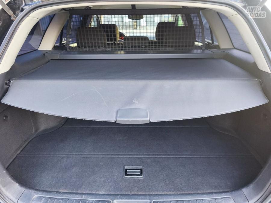Black Toyota Avensis 2006 in Taurage, with an engine capacity of 2.00 L and mileage of 302 thousand km for 1980 €, photo 25 on AUTOMOTO.COM.LV