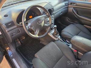 Черный Тойота Авенсис 2006 в Рига, объемом двигателя 2.20 л и пробегом 314 тыс. км за 1800 €, фото 4 на AUTOMOTO.COM.LV