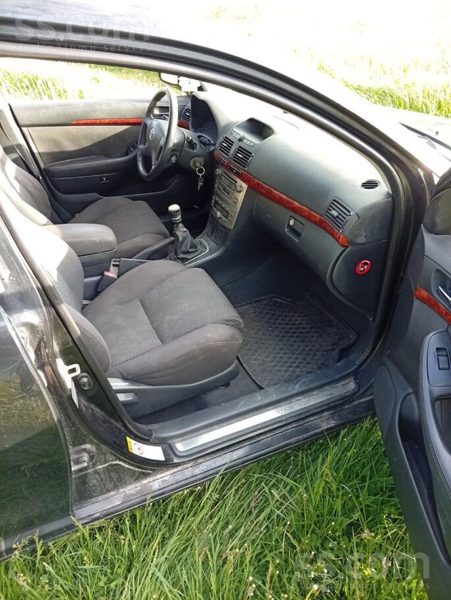 Melns Toyota Avensis 2006 Jelgava, ar dzinēja tilpumu 2.20 L un nobraukumu 375 tūkst. km par 2000 €, foto 5 vietnē AUTOMOTO.COM.LV