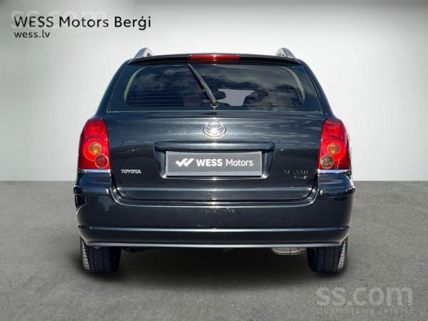 Melns Toyota Avensis 2006 Rīga, ar dzinēja tilpumu 2.00 L un nobraukumu 315 tūkst. km par 1590 €, foto 4 vietnē AUTOMOTO.COM.LV