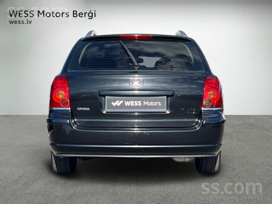 Melns Toyota Avensis 2006 Rīga, ar dzinēja tilpumu 2.00 L un nobraukumu 315 tūkst. km par 1590 €, foto 5 vietnē AUTOMOTO.COM.LV