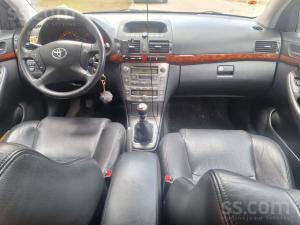 Melns Toyota Avensis 2006 Rīga, ar dzinēja tilpumu 2.20 L un nobraukumu 332 tūkst. km par 1500 €, foto 3 vietnē AUTOMOTO.COM.LV