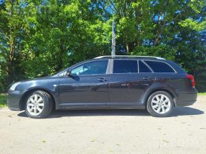 Melns Toyota Avensis 2006 Rīga, ar dzinēja tilpumu 2.20 L un nobraukumu 332 tūkst. km par 1500 €, foto 5 vietnē AUTOMOTO.COM.LV