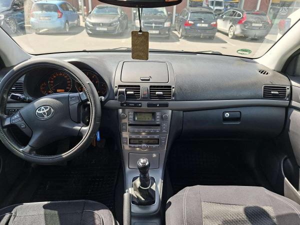 Black Toyota Avensis 2006 in Siauliai, with an engine capacity of 2.00 L and mileage of 324 thousand km for 1950 €, photo 10 on AUTOMOTO.COM.LV